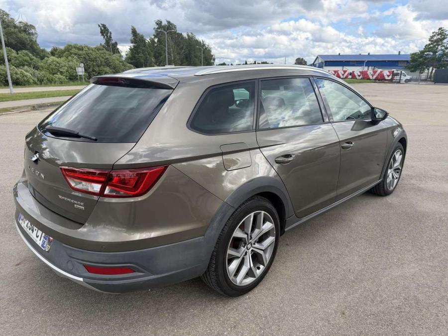 Pelēks SEAT Leon 2014 Tauragė, ar dzinēja tilpumu 1.97 L un nobraukumu 247 tūkst. km par 7300 €, foto 9 vietnē AUTOMOTO.COM.LV