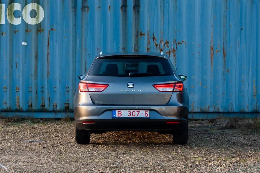 Grey SEAT Leon 2014 in Riga, with an engine capacity of 1.20 L and mileage of 211 thousand km for 7000 €, photo 7 on AUTOMOTO.COM.LV