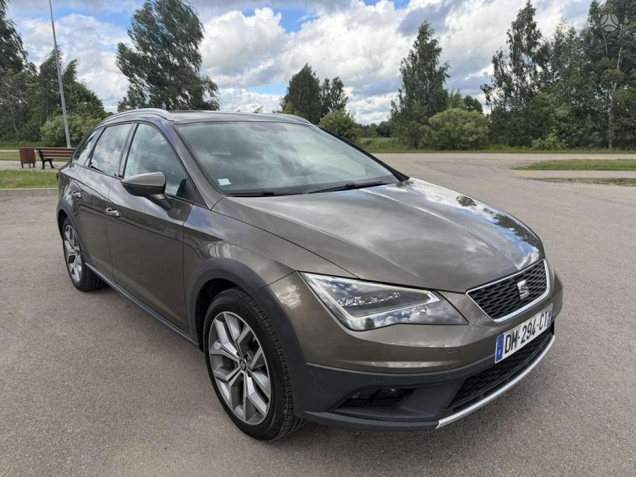 Grey SEAT Leon 2014 in Taurage, with an engine capacity of 1.97 L and mileage of 247 thousand km for 7000 €, photo 4 on AUTOMOTO.COM.LV