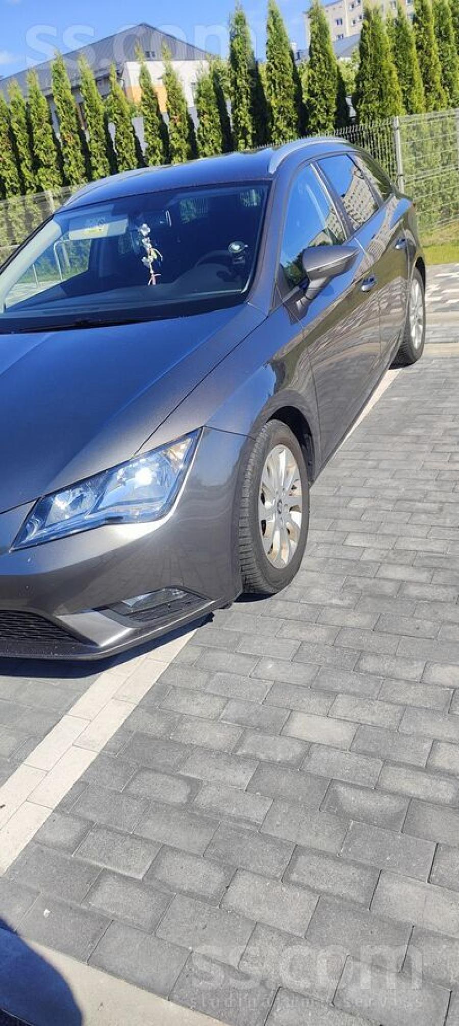 Pelēks SEAT Leon 2014 Jelgava, ar dzinēja tilpumu 1.60 L un nobraukumu 379 tūkst. km par 4350 €, foto 3 vietnē AUTOMOTO.COM.LV