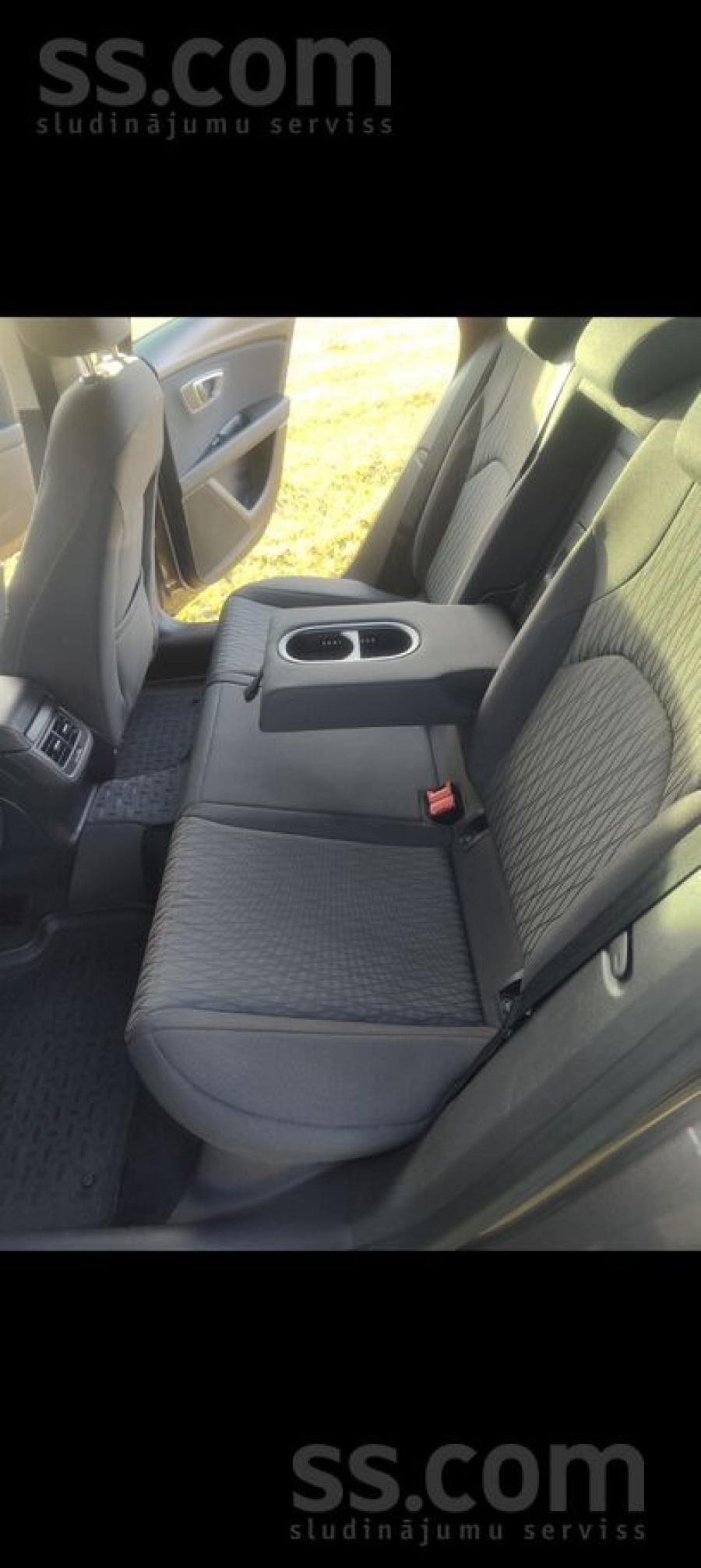 Pelēks SEAT Leon 2014 Jelgava, ar dzinēja tilpumu 1.60 L un nobraukumu 379 tūkst. km par 4350 €, foto 8 vietnē AUTOMOTO.COM.LV