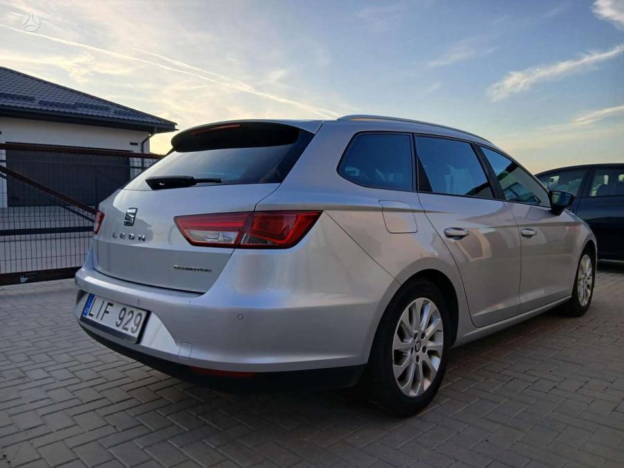 Grey SEAT Leon 2014 in Kaunas, with an engine capacity of 1.60 L and mileage of 278 thousand km for 5900 €, photo 4 on AUTOMOTO.COM.LV