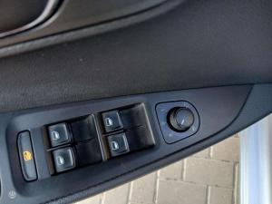 Grey SEAT Leon 2014 in Kaunas, with an engine capacity of 1.60 L and mileage of 278 thousand km for 5900 €, photo 9 on AUTOMOTO.COM.LV