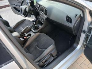 Grey SEAT Leon 2014 in Kaunas, with an engine capacity of 1.60 L and mileage of 278 thousand km for 5900 €, photo 14 on AUTOMOTO.COM.LV