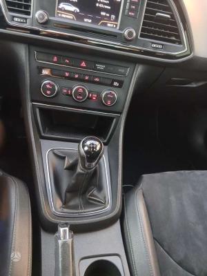 Grey SEAT Leon 2014 in Kaunas, with an engine capacity of 1.60 L and mileage of 278 thousand km for 5900 €, photo 21 on AUTOMOTO.COM.LV
