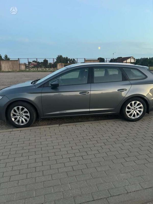 Grey SEAT Leon 2014 in Jurbarkas, with an engine capacity of 1.60 L and mileage of 277 thousand km for 5350 €, photo 4 on AUTOMOTO.COM.LV