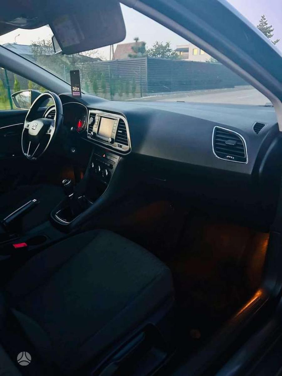 Pelēks SEAT Leon 2014 Jurbarkas, ar dzinēja tilpumu 1.60 L un nobraukumu 277 tūkst. km par 5350 €, foto 12 vietnē AUTOMOTO.COM.LV
