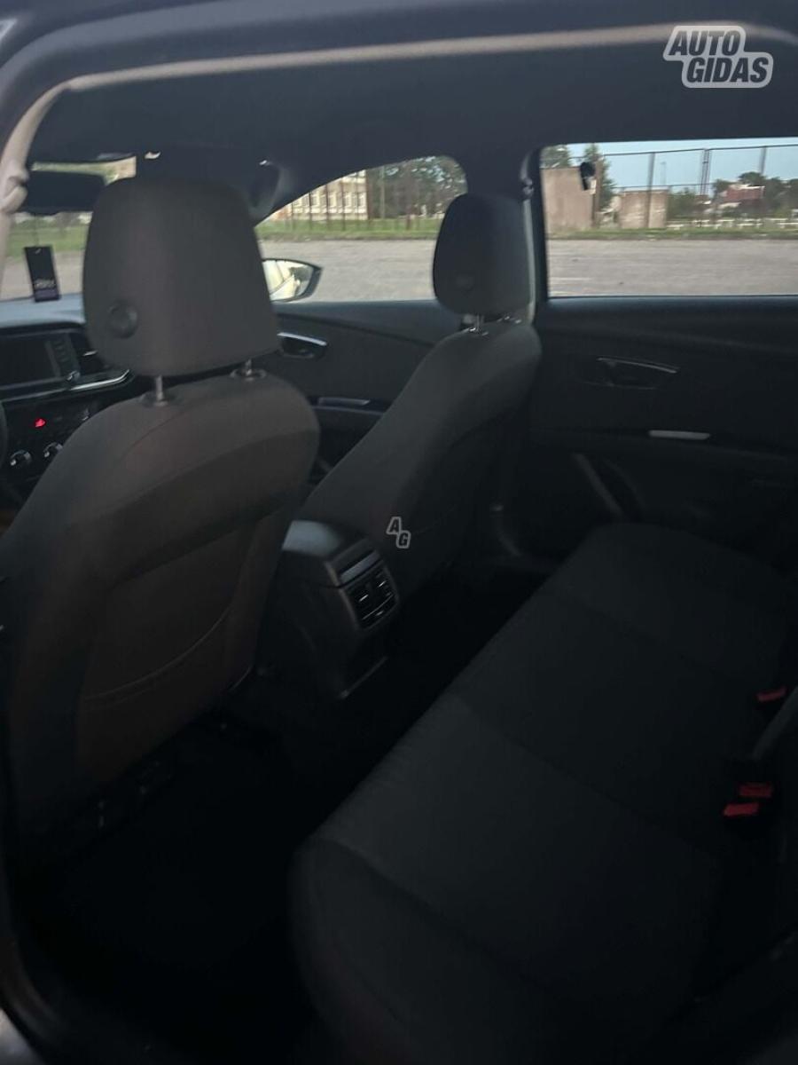 Pelēks SEAT Leon 2014 Jurbarkas, ar dzinēja tilpumu 1.60 L un nobraukumu 277 tūkst. km par 4800 €, foto 12 vietnē AUTOMOTO.COM.LV