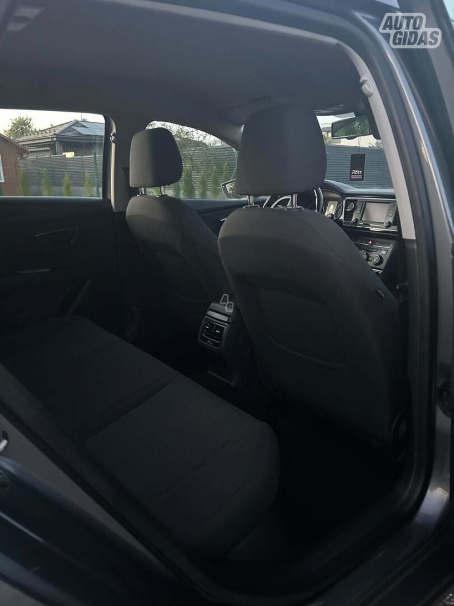 Pelēks SEAT Leon 2014 Jurbarkas, ar dzinēja tilpumu 1.60 L un nobraukumu 277 tūkst. km par 4800 €, foto 14 vietnē AUTOMOTO.COM.LV