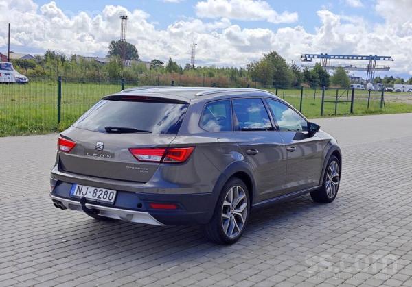 Grey SEAT Leon 2015 in Liepaja, with an engine capacity of 2.00 L and mileage of 240 thousand km for 8000 €, photo 5 on AUTOMOTO.COM.LV
