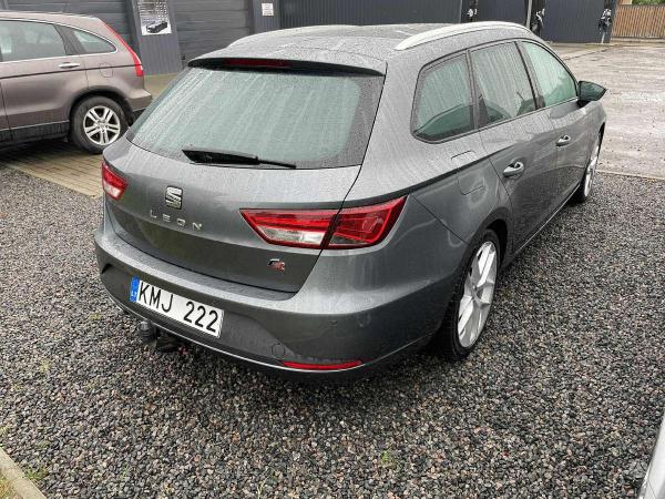 Grey SEAT Leon 2015 in Kaunas, with an engine capacity of 1.97 L and mileage of 158 thousand km for 9555 €, photo 3 on AUTOMOTO.COM.LV