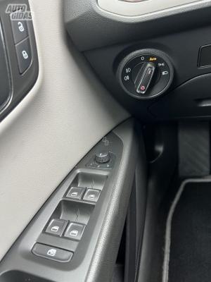 Pelēks SEAT Leon 2015 Kėdainiai, ar dzinēja tilpumu 2.00 L un nobraukumu 309 tūkst. km par 6999 €, foto 28 vietnē AUTOMOTO.COM.LV
