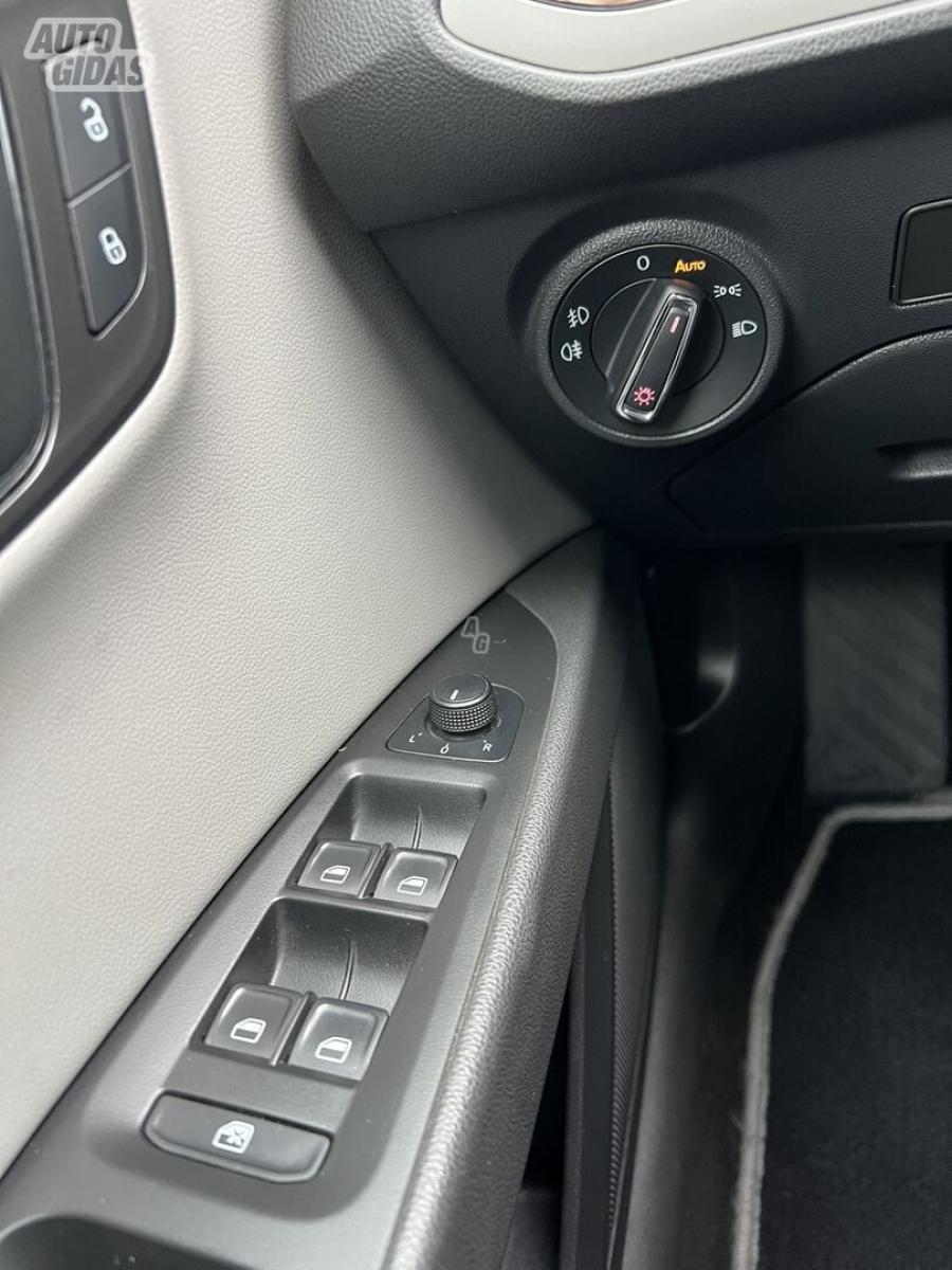 Pelēks SEAT Leon 2015 Kėdainiai, ar dzinēja tilpumu 2.00 L un nobraukumu 309 tūkst. km par 6999 €, foto 28 vietnē AUTOMOTO.COM.LV