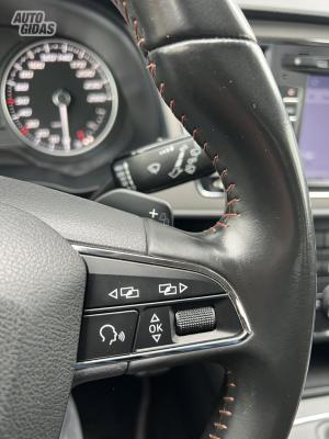 Pelēks SEAT Leon 2015 Kėdainiai, ar dzinēja tilpumu 2.00 L un nobraukumu 309 tūkst. km par 6999 €, foto 32 vietnē AUTOMOTO.COM.LV