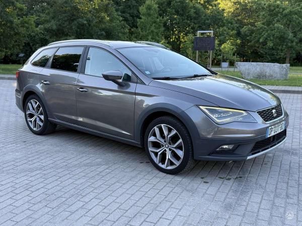 Pelēks SEAT Leon 2015 Tauragė, ar dzinēja tilpumu 1.97 L un nobraukumu 248 tūkst. km par 7000 €, foto 4 vietnē AUTOMOTO.COM.LV