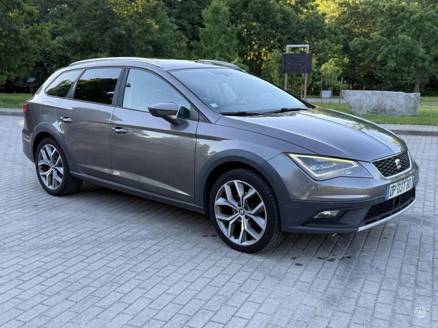 Pelēks SEAT Leon 2015 Tauragė, ar dzinēja tilpumu 1.97 L un nobraukumu 248 tūkst. km par 7000 €, foto 5 vietnē AUTOMOTO.COM.LV