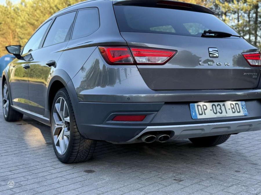 Pelēks SEAT Leon 2015 Tauragė, ar dzinēja tilpumu 1.97 L un nobraukumu 248 tūkst. km par 7000 €, foto 11 vietnē AUTOMOTO.COM.LV