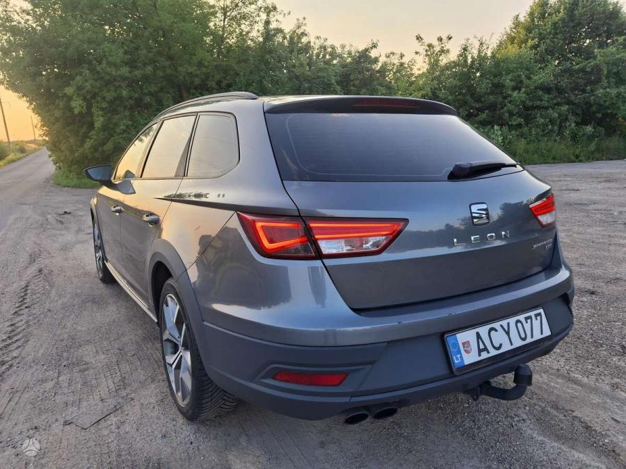 Pelēks SEAT Leon 2015 Vievis, ar dzinēja tilpumu 1.97 L un nobraukumu 268 tūkst. km par 8250 €, foto 8 vietnē AUTOMOTO.COM.LV