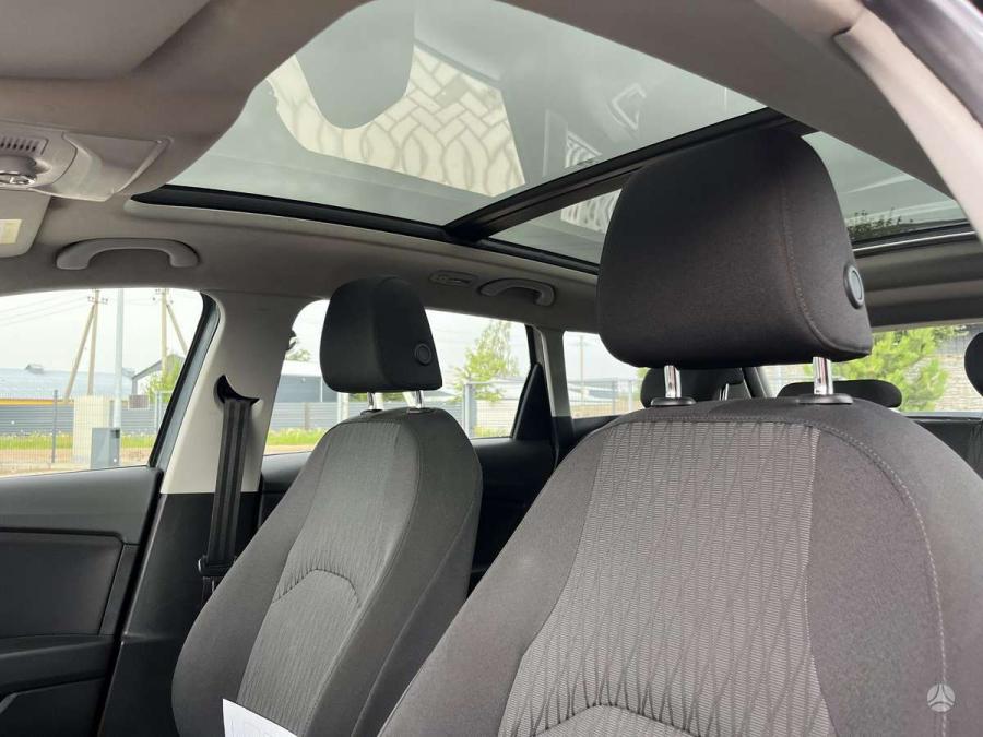 Grey SEAT Leon 2015 in Taurage, with an engine capacity of 1.60 L and mileage of 228 thousand km for 4900 €, photo 17 on AUTOMOTO.COM.LV