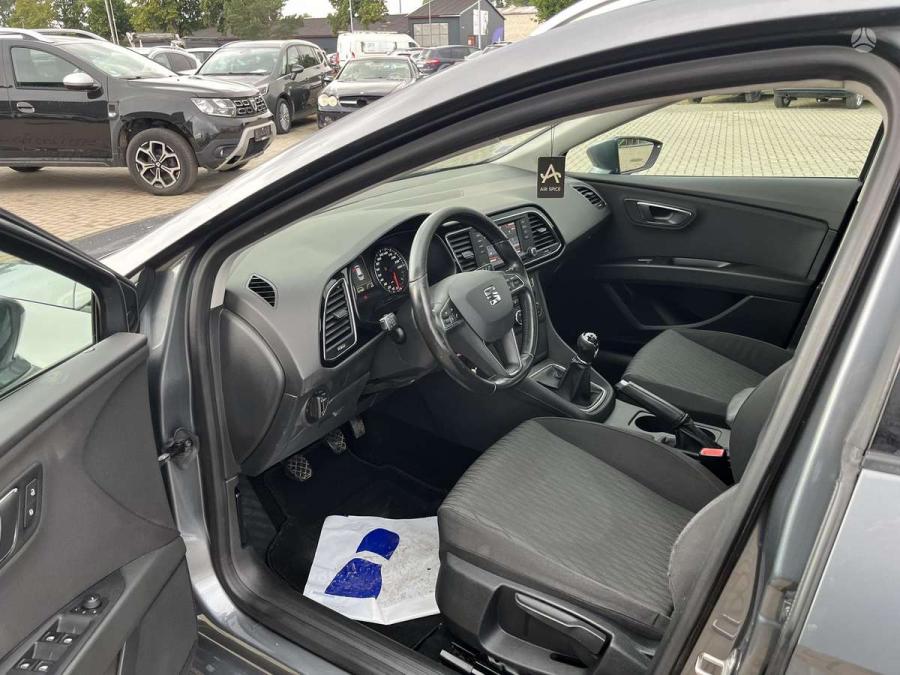 Grey SEAT Leon 2015 in Taurage, with an engine capacity of 1.60 L and mileage of 228 thousand km for 4900 €, photo 18 on AUTOMOTO.COM.LV