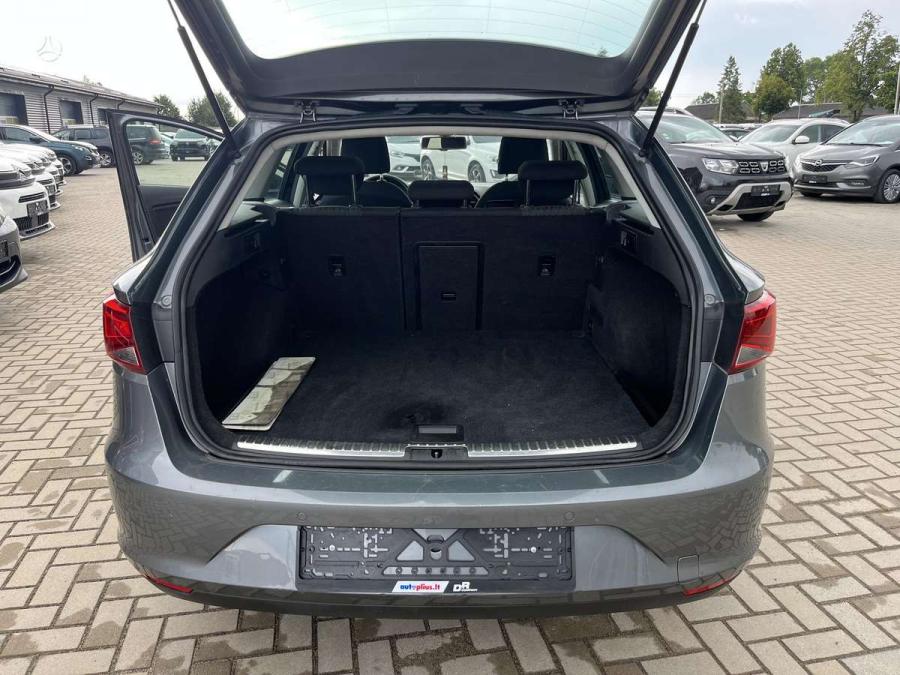Grey SEAT Leon 2015 in Taurage, with an engine capacity of 1.60 L and mileage of 228 thousand km for 4900 €, photo 21 on AUTOMOTO.COM.LV