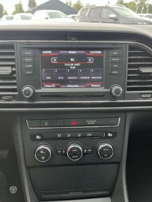 Grey SEAT Leon 2015 in Taurage, with an engine capacity of 1.60 L and mileage of 228 thousand km for 4900 €, photo 24 on AUTOMOTO.COM.LV