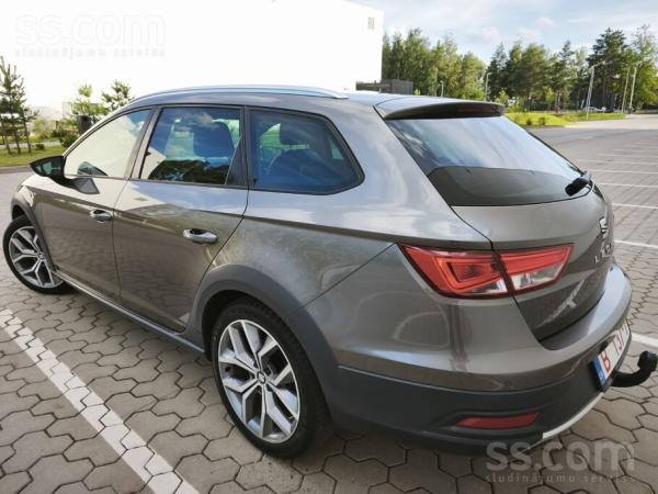 Pelēks SEAT Leon 2015 Rīga, ar dzinēja tilpumu 2.00 L un nobraukumu 0 tūkst. km par 8500 €, foto 4 vietnē AUTOMOTO.COM.LV