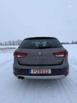 Pelēks SEAT Leon 2016 Kauņa, ar dzinēja tilpumu 1.97 L un nobraukumu 215 tūkst. km par 10555 €, foto 12 vietnē AUTOMOTO.COM.LV