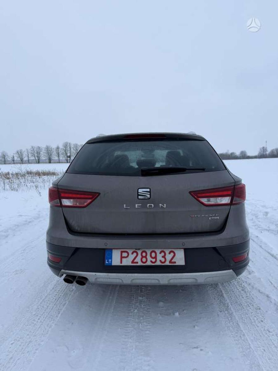 Pelēks SEAT Leon 2016 Kauņa, ar dzinēja tilpumu 1.97 L un nobraukumu 215 tūkst. km par 10555 €, foto 12 vietnē AUTOMOTO.COM.LV