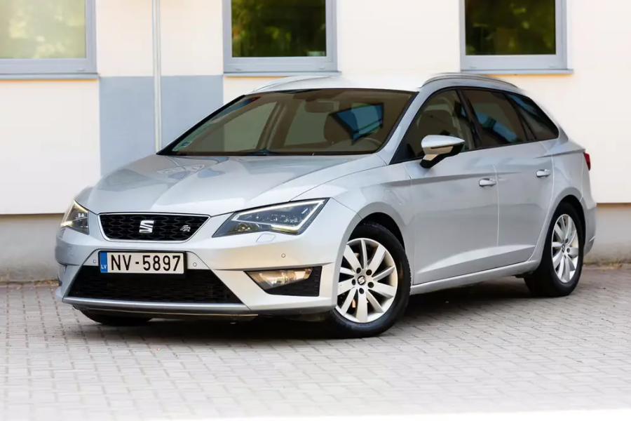 Grey SEAT Leon 2016 in Jelgava, with an engine capacity of 2.00 L and mileage of 159 thousand km for 7300 €, photo 1 on AUTOMOTO.COM.LV