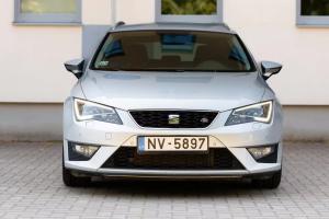 Grey SEAT Leon 2016 in Jelgava, with an engine capacity of 2.00 L and mileage of 159 thousand km for 7300 €, photo 4 on AUTOMOTO.COM.LV