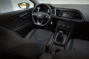 Grey SEAT Leon 2016 in Jelgava, with an engine capacity of 2.00 L and mileage of 159 thousand km for 7300 €, photo 8 on AUTOMOTO.COM.LV