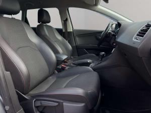 Grey SEAT Leon 2016 in Kaunas, with an engine capacity of 2.00 L and mileage of 204 thousand km for 8499 €, photo 9 on AUTOMOTO.COM.LV