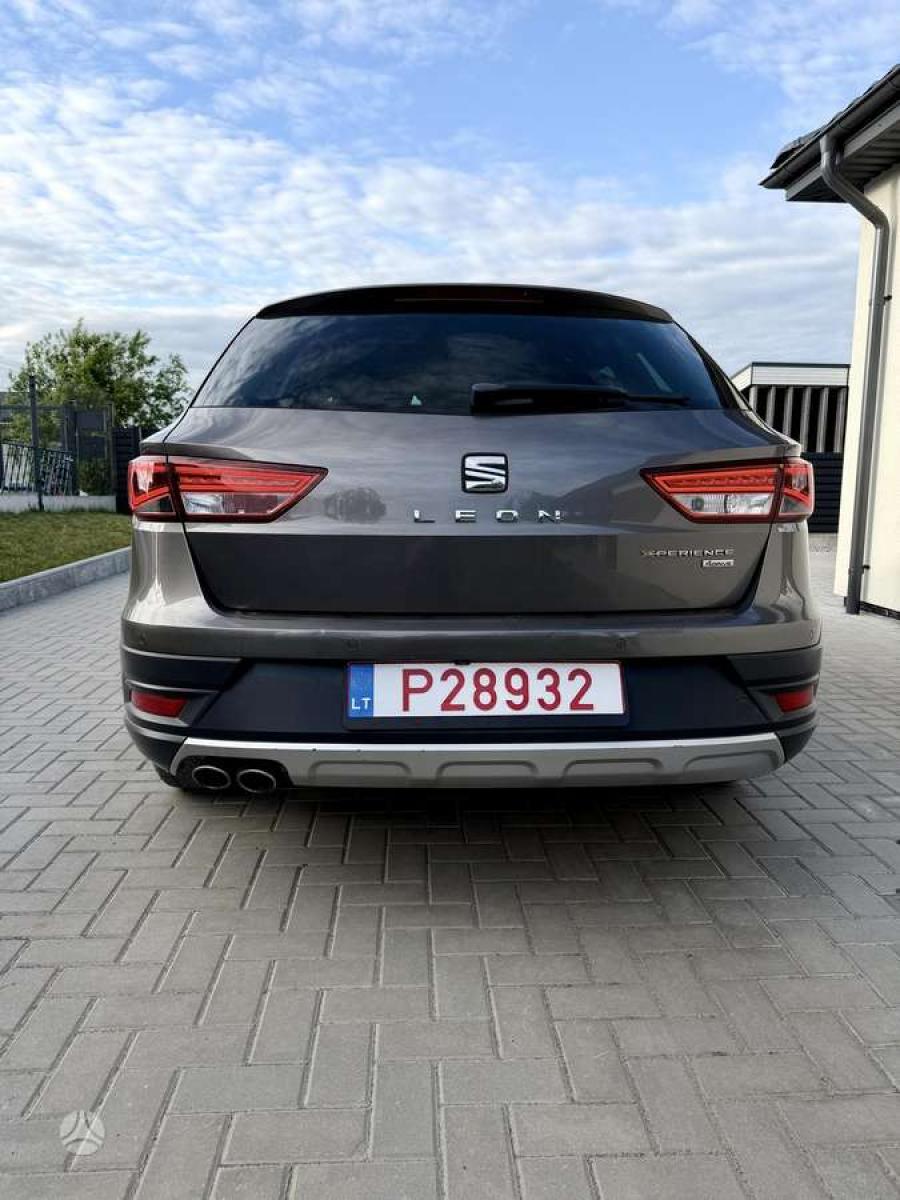Pelēks SEAT Leon 2016 Kauņa, ar dzinēja tilpumu 1.97 L un nobraukumu 218 tūkst. km par 10250 €, foto 4 vietnē AUTOMOTO.COM.LV