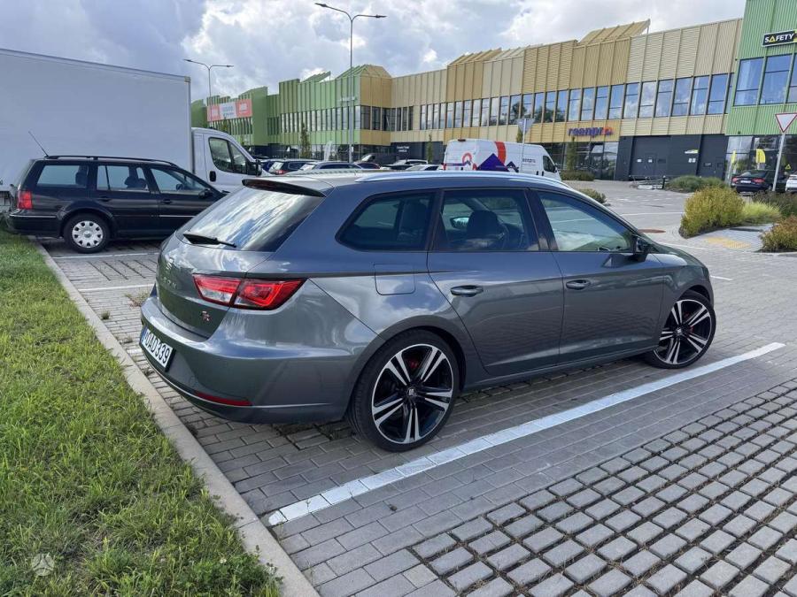 Grey SEAT Leon 2016 in Vilnius, with an engine capacity of 1.97 L and mileage of 295 thousand km for 8500 €, photo 1 on AUTOMOTO.COM.LV