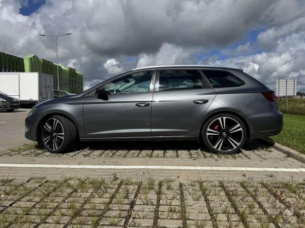 Grey SEAT Leon 2016 in Vilnius, with an engine capacity of 1.97 L and mileage of 295 thousand km for 8500 €, photo 3 on AUTOMOTO.COM.LV
