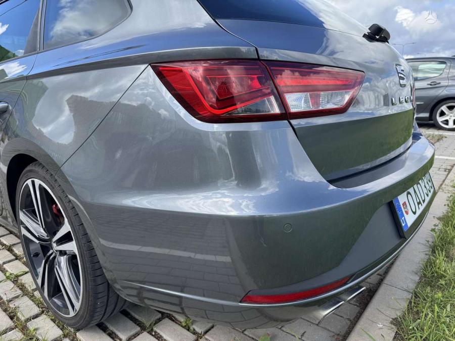 Grey SEAT Leon 2016 in Vilnius, with an engine capacity of 1.97 L and mileage of 295 thousand km for 8500 €, photo 9 on AUTOMOTO.COM.LV