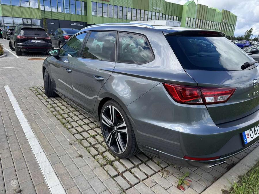 Grey SEAT Leon 2016 in Vilnius, with an engine capacity of 1.97 L and mileage of 295 thousand km for 8500 €, photo 13 on AUTOMOTO.COM.LV