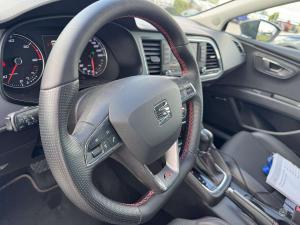 Grey SEAT Leon 2016 in Vilnius, with an engine capacity of 1.97 L and mileage of 295 thousand km for 8500 €, photo 20 on AUTOMOTO.COM.LV