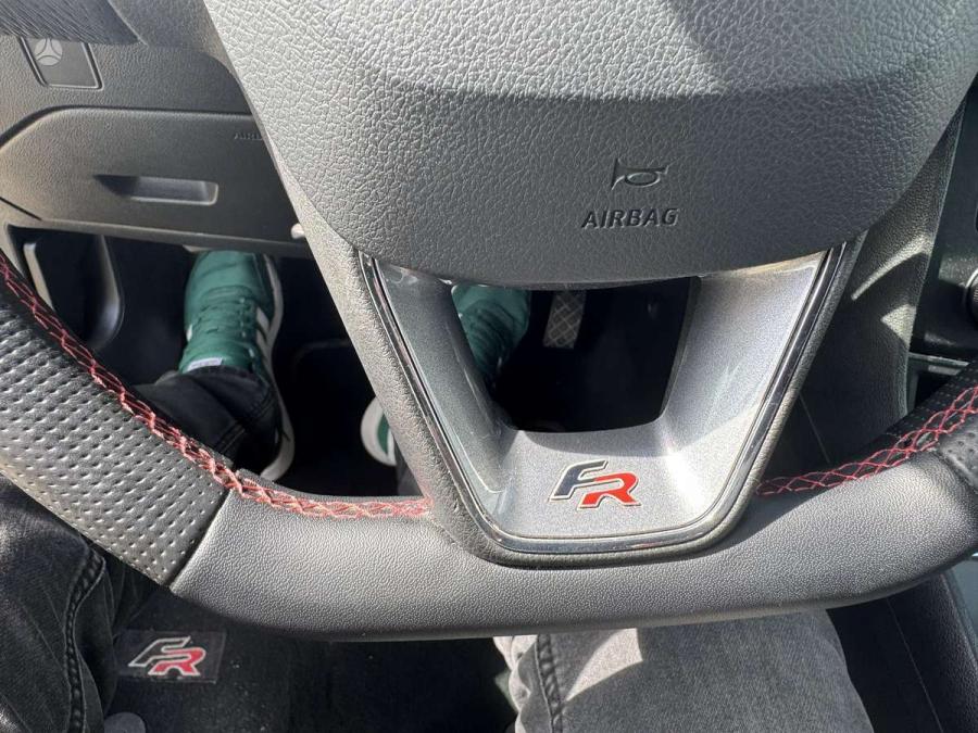 Grey SEAT Leon 2016 in Vilnius, with an engine capacity of 1.97 L and mileage of 295 thousand km for 8500 €, photo 27 on AUTOMOTO.COM.LV