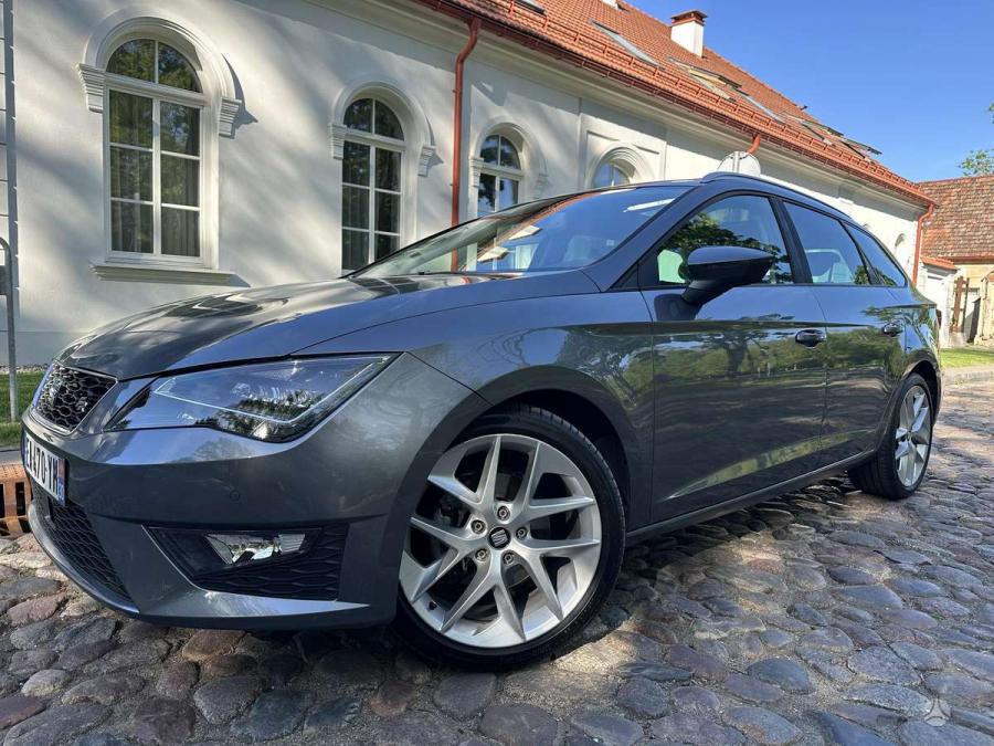 Grey SEAT Leon 2016 in Kaunas, with an engine capacity of 1.97 L and mileage of 227 thousand km for 8990 €, photo 1 on AUTOMOTO.COM.LV