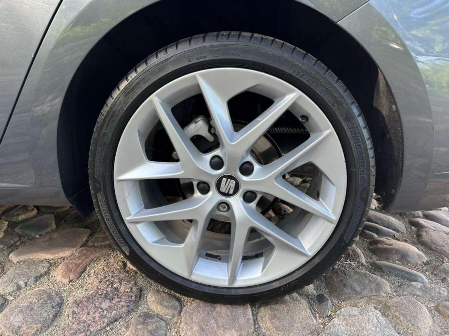 Grey SEAT Leon 2016 in Kaunas, with an engine capacity of 1.97 L and mileage of 227 thousand km for 8990 €, photo 24 on AUTOMOTO.COM.LV