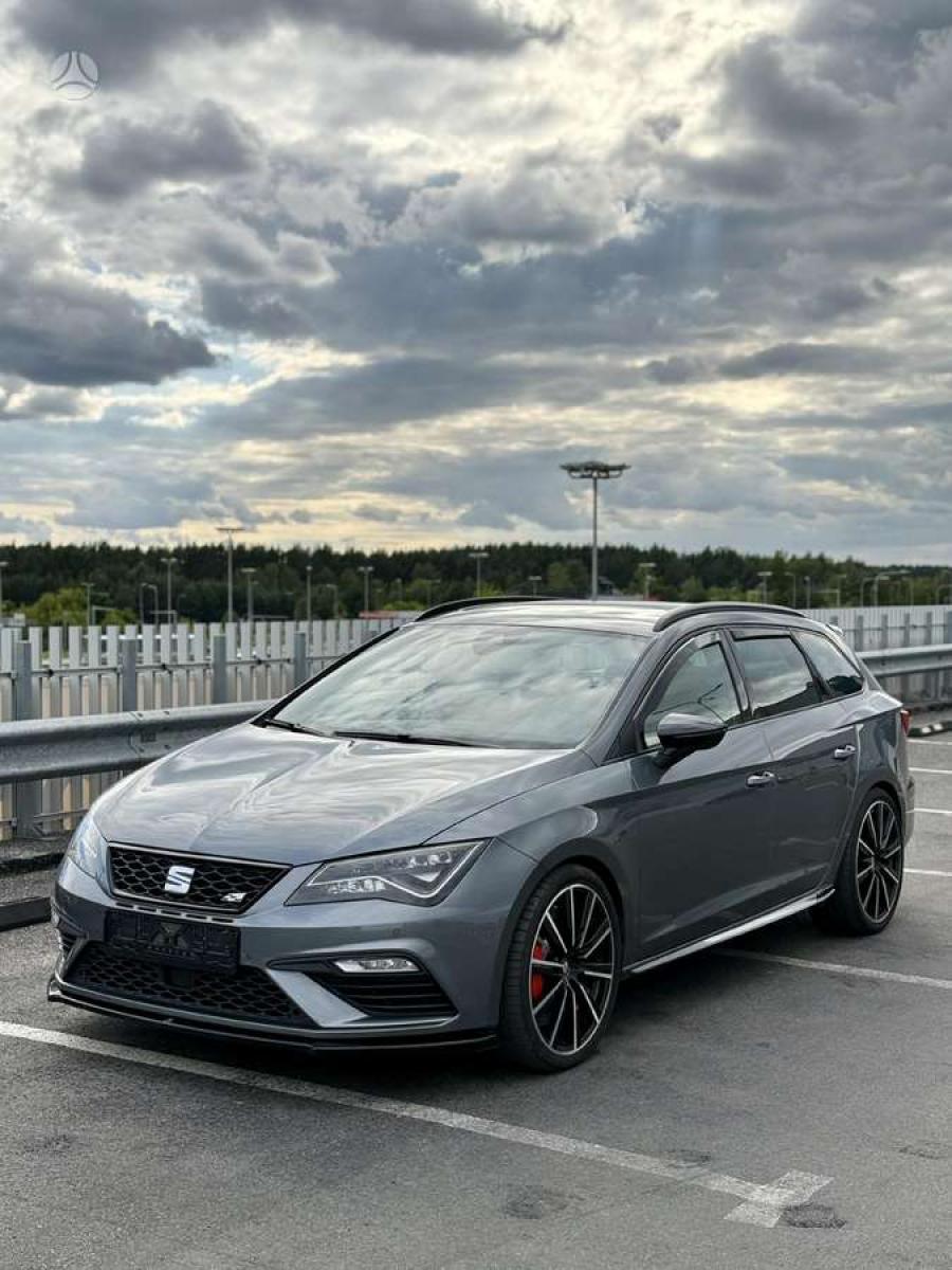 Grey SEAT Leon 2017 in Vilnius, with an engine capacity of 1.98 L and mileage of 138 thousand km for 17900 €, photo 7 on AUTOMOTO.COM.LV
