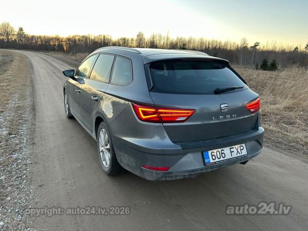 Pelēks SEAT Leon 2017 Tallina, ar dzinēja tilpumu 1.00 L un nobraukumu 152 tūkst. km par 9200 €, foto 2 vietnē AUTOMOTO.COM.LV
