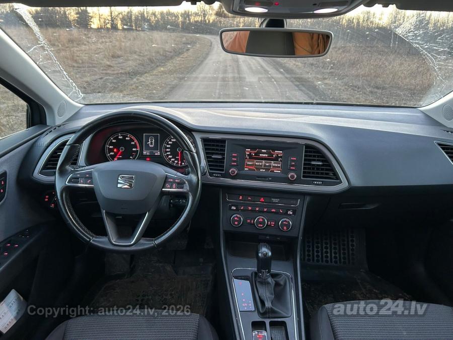 Grey SEAT Leon 2017 in Tallinn, with an engine capacity of 1.00 L and mileage of 152 thousand km for 9200 €, photo 9 on AUTOMOTO.COM.LV