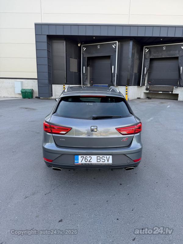 Pelēks SEAT Leon 2017 Tallina, ar dzinēja tilpumu 2.00 L un nobraukumu 201 tūkst. km par 16900 €, foto 2 vietnē AUTOMOTO.COM.LV