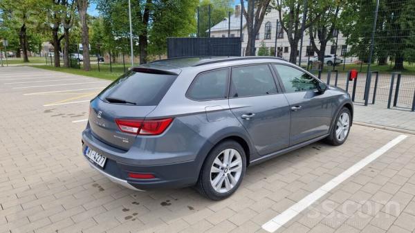 Pelēks SEAT Leon 2017 Jelgava, ar dzinēja tilpumu 2.00 L un nobraukumu 245 tūkst. km par 9400 €, foto 4 vietnē AUTOMOTO.COM.LV