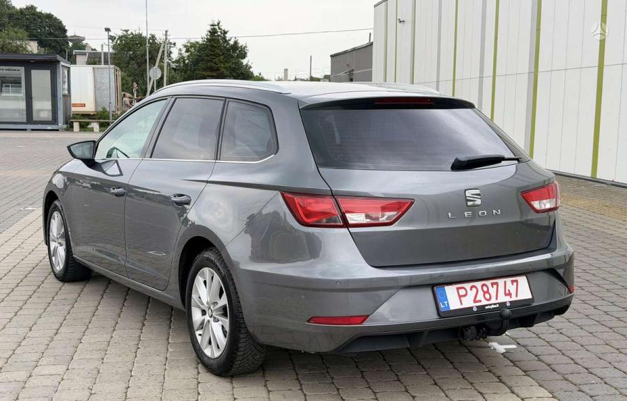 Grey SEAT Leon 2017 in Raseiniai, with an engine capacity of 1.60 L and mileage of 247 thousand km for 6900 €, photo 12 on AUTOMOTO.COM.LV
