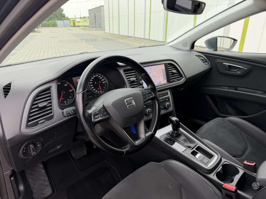 Grey SEAT Leon 2017 in Raseiniai, with an engine capacity of 1.60 L and mileage of 247 thousand km for 6900 €, photo 13 on AUTOMOTO.COM.LV