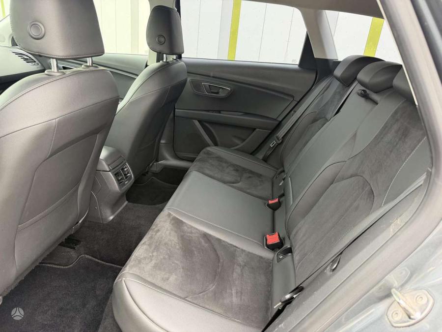 Grey SEAT Leon 2017 in Raseiniai, with an engine capacity of 1.60 L and mileage of 247 thousand km for 6900 €, photo 17 on AUTOMOTO.COM.LV